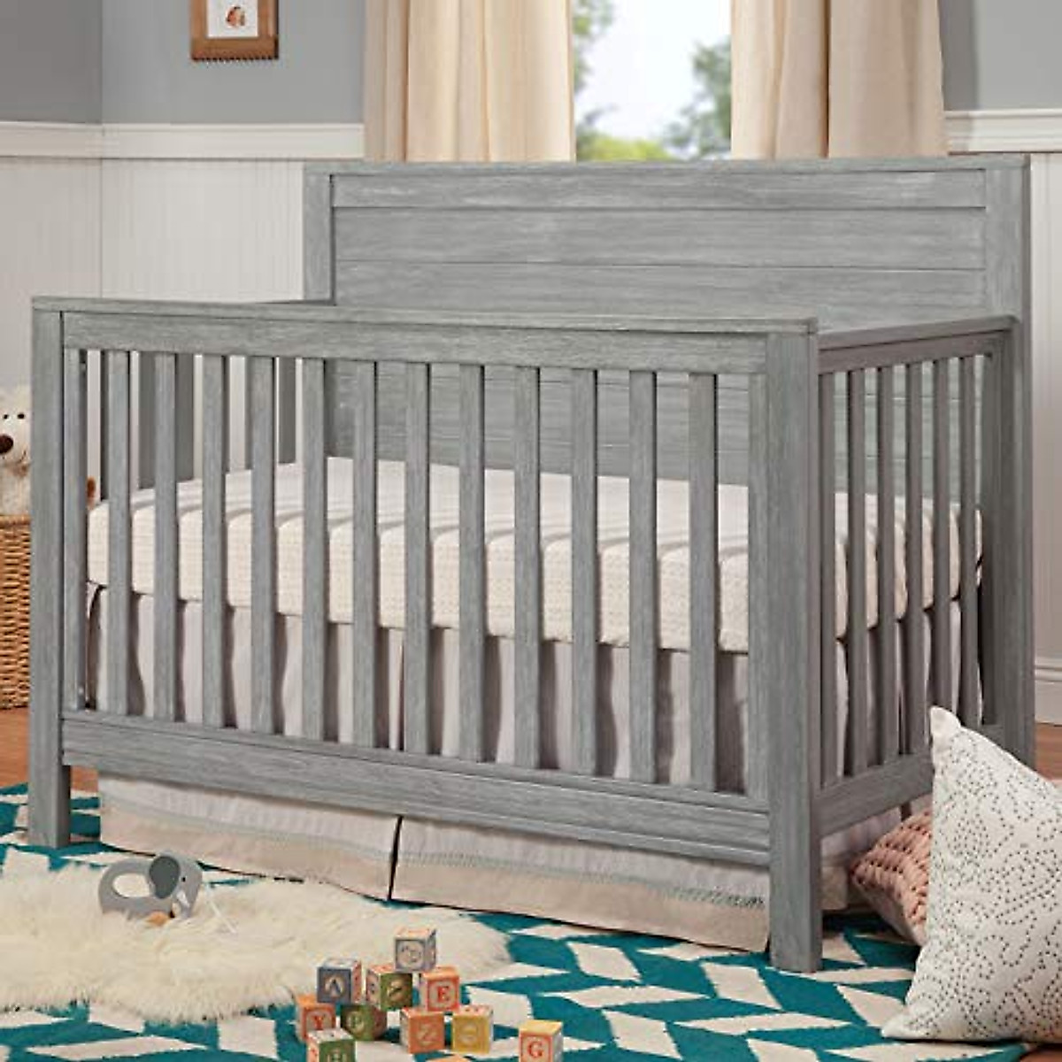 DaVinci Fairway 4-in-1 Convertible Crib in Cottage Grey, Greenguard Gold Certified