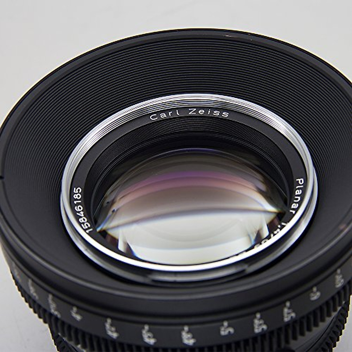 Cinematics Cine Lens Carl Zeiss ZE 85mm F1.4 Manual iris for Canon EF Mount