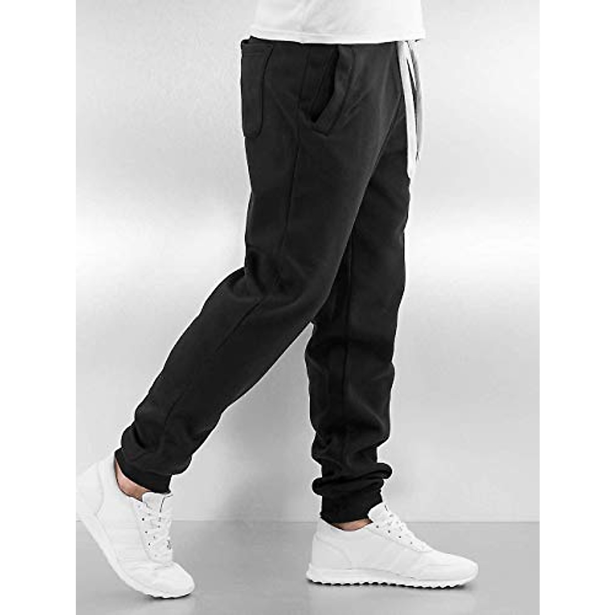 Southpole Men's Basic Active Fleece Jogger Pants-Regular and Big & Tall Sizes, BK, M