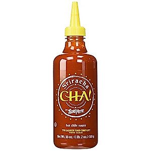 Texas Pete Sriracha Sauce CHA! 18oz with Moofin Golden SS Spoon, A Perfect Sriracha Hot Chili Sauce for all recipes, Our love for Siracha sauce lovers
