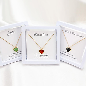 SmileBelle Heart Necklace Carnelian Necklace for Girls, Gold Heart Necklaces Spiritual Gifts for Women, Red Crystal Heart Necklace as Carnelian Jewelry for Birthday or Lover Anniversary Gifts for Her