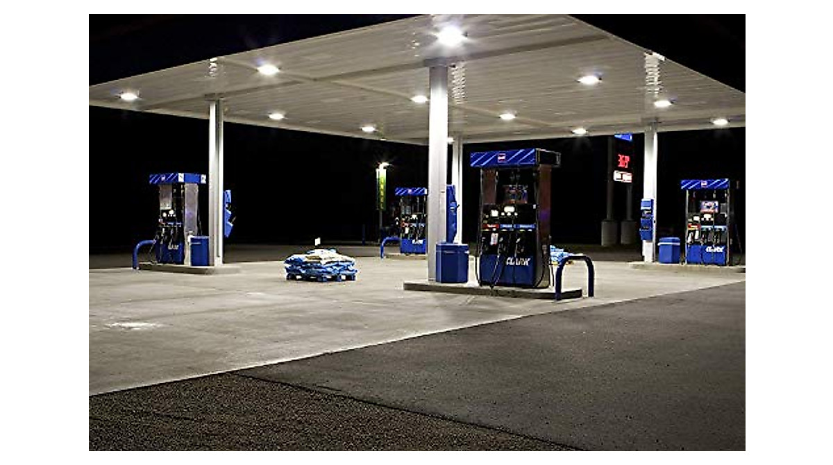 CYLED 100W LED Canopy Light for Outdoor Spaces