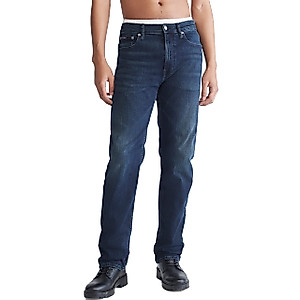 Calvin Klein Men's Standard Straight Fit Jeans