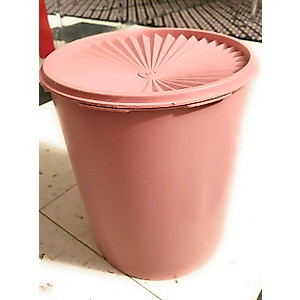 Vintage Tupperware (25 cup) Orange Servalier Maxi Storage Canister Container