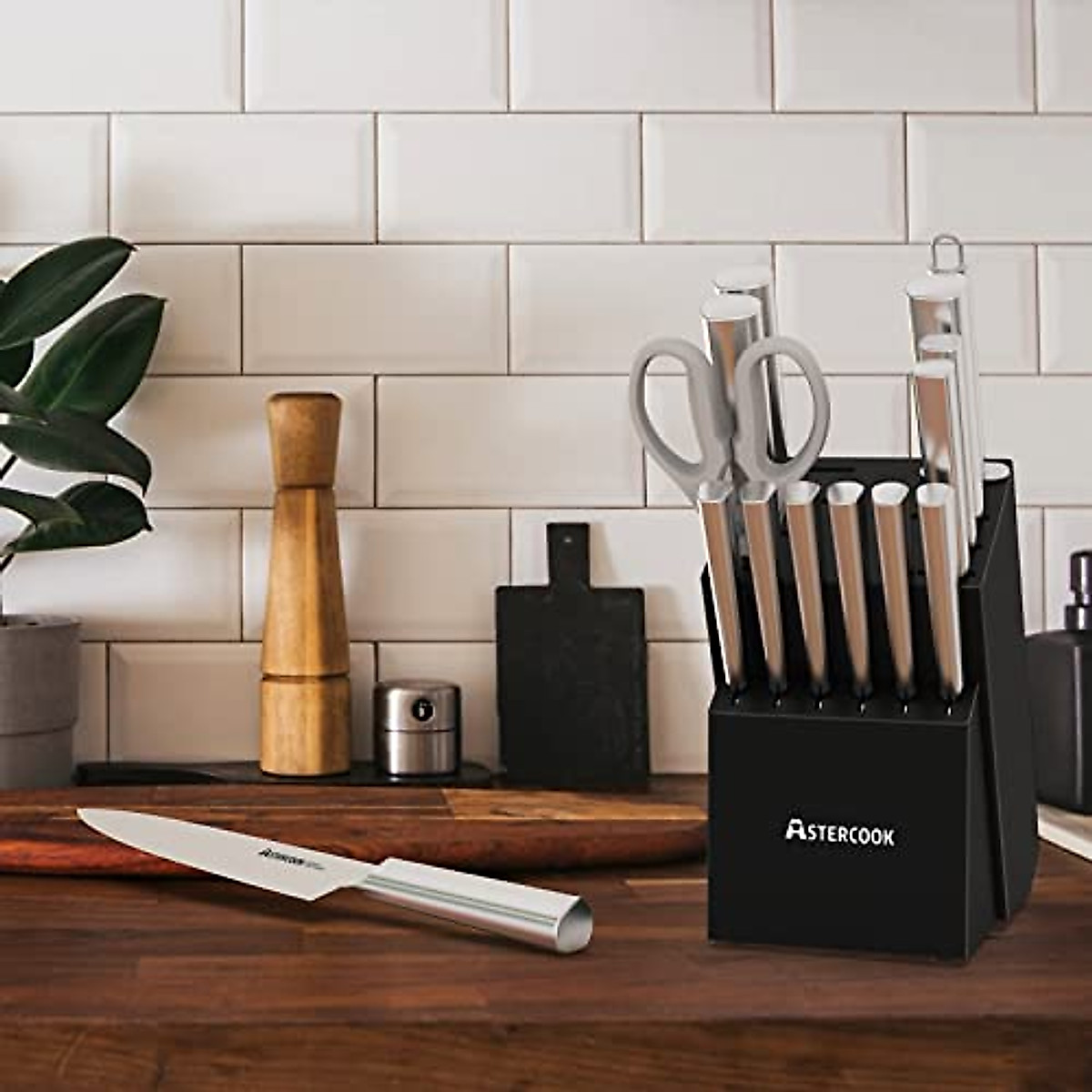 Knife Set, 15 Pieces Chef Knife Set with Block for Kitchen, German Stainless Steel Knife Block Set, Dishwasher Safe, Best Gifts, Silver Knives & Elegant Black Holder