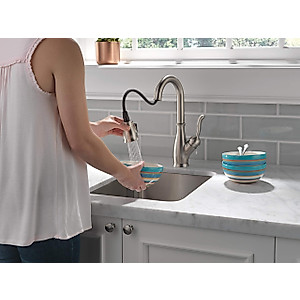 Delta Faucet Leland Bar Faucet Brushed Nickel, Bar Sink Faucet Single Hole, Wet Bar Faucets with Pull Down Sprayer, Prep Sink Faucet, Faucet for Bar Sink, SpotShield Stainless 9678-SP-DST