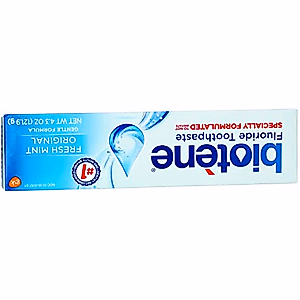 biotène Fluoride Toothpaste for Dry Mouth Symptoms, Bad Breath Treatment and Cavity Prevention Fresh, Mint, 4.3 Ounce (10050A)