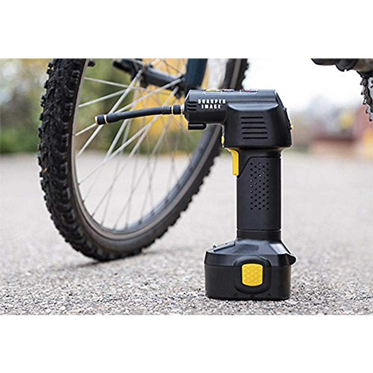 Sharper Image Cordless Auto Stop Tire Inflator