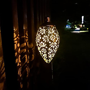 Hanging Solar Lights, Outdoor Solar Garden Lantern Retro Metal Yard Decor Solar LED Lamp Waterproof for Patio, Yard, Lawn, Pathway Decor