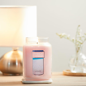 Yankee Candle Pink Sands Scented, Classic 22oz Large Jar Single Wick Candle, Over 110 Hours of Burn Time