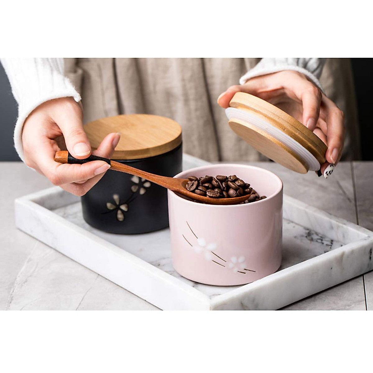 Ceramic Retro Flower Sugar Bowl Spice Jar Storage Pot with Wooden Lid