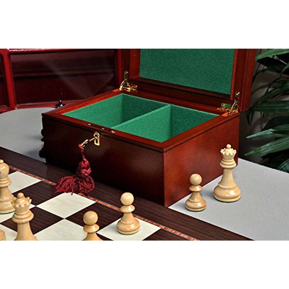 The House of Staunton The Reykjavik II Series Chess Set, Box & Board Combination - Purpleheart Gilded
