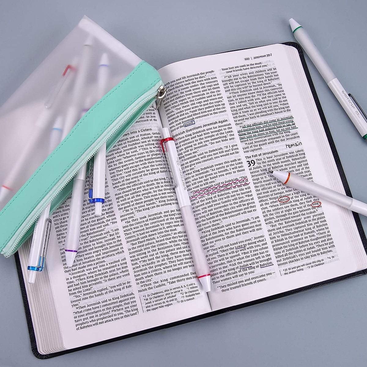 WRITECH Gel Ink Retractable Pens: Assorted Colors Ink 0.7mm Medium Point Pen Set, Smooth Writing Multi Colored No Bleed Pens Bulk for Journaling 8ct