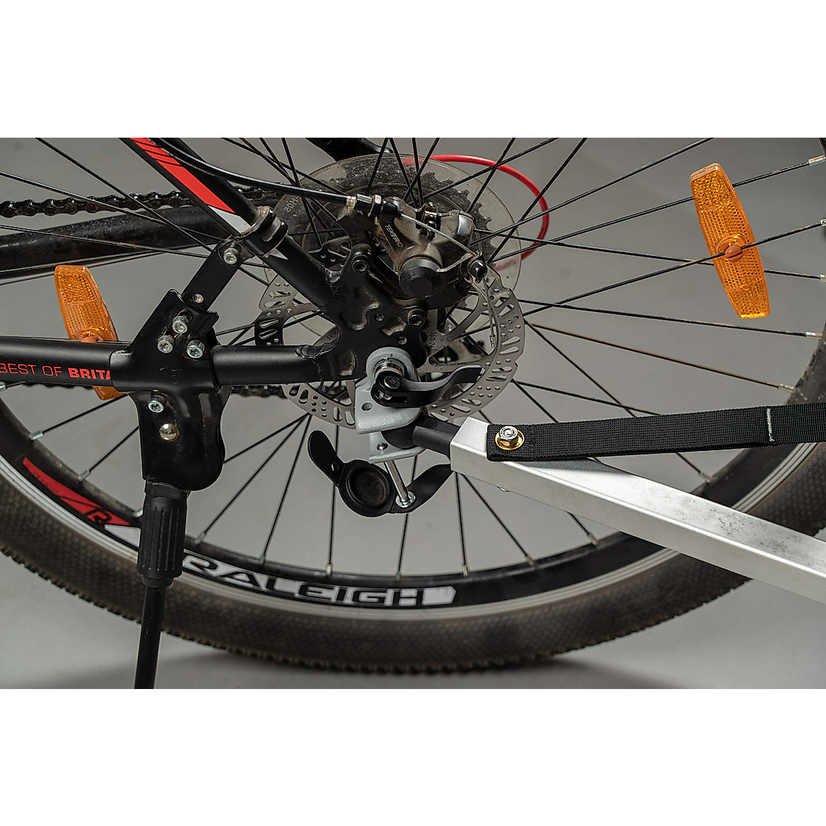 Axle Mount Hitch Cup with Quick Release Skewer for Thule Child Carrier/Thule Chariot Bike Trailer