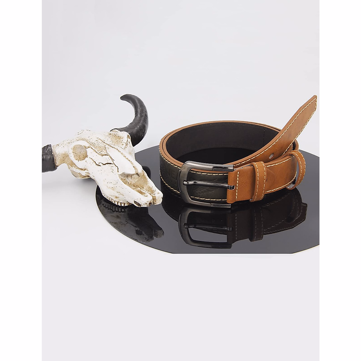 URAMAN Cowboy Embossed Leather Belts For Men With Buckle Western Country Belts for Jeans Pants Dresses Casual