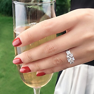 Jeulia Women's Engagement Rings Sterling Silver Promise Eternity Band Princess Cut Cubic Zirconia Wedding Engagement Anniversary Promise Rings Bridal Sets (6.5(U.S))