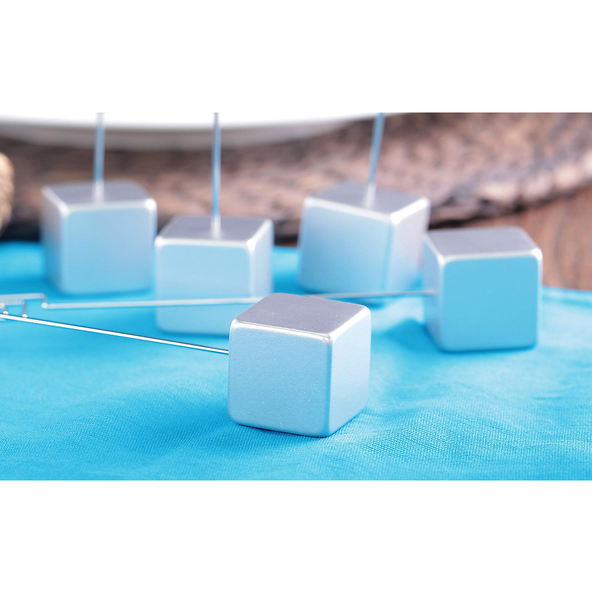 New Star Foodservice 27938 Wire Square Base/Table Number Holder/Number Stand/Place Card Holder, 7-Inch, Set of 5