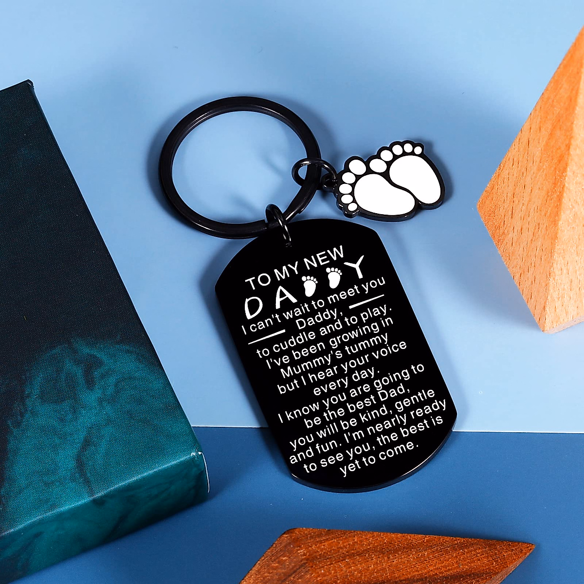 First Time Dad Gifts Keychain New Dad to Be Gifts from Wife Father to Be Gifts for Soon to Be Dad Men Birthday Gifts Him New Father Father’s Day Fiancee New Mommy Pregnancy Baby Announcement