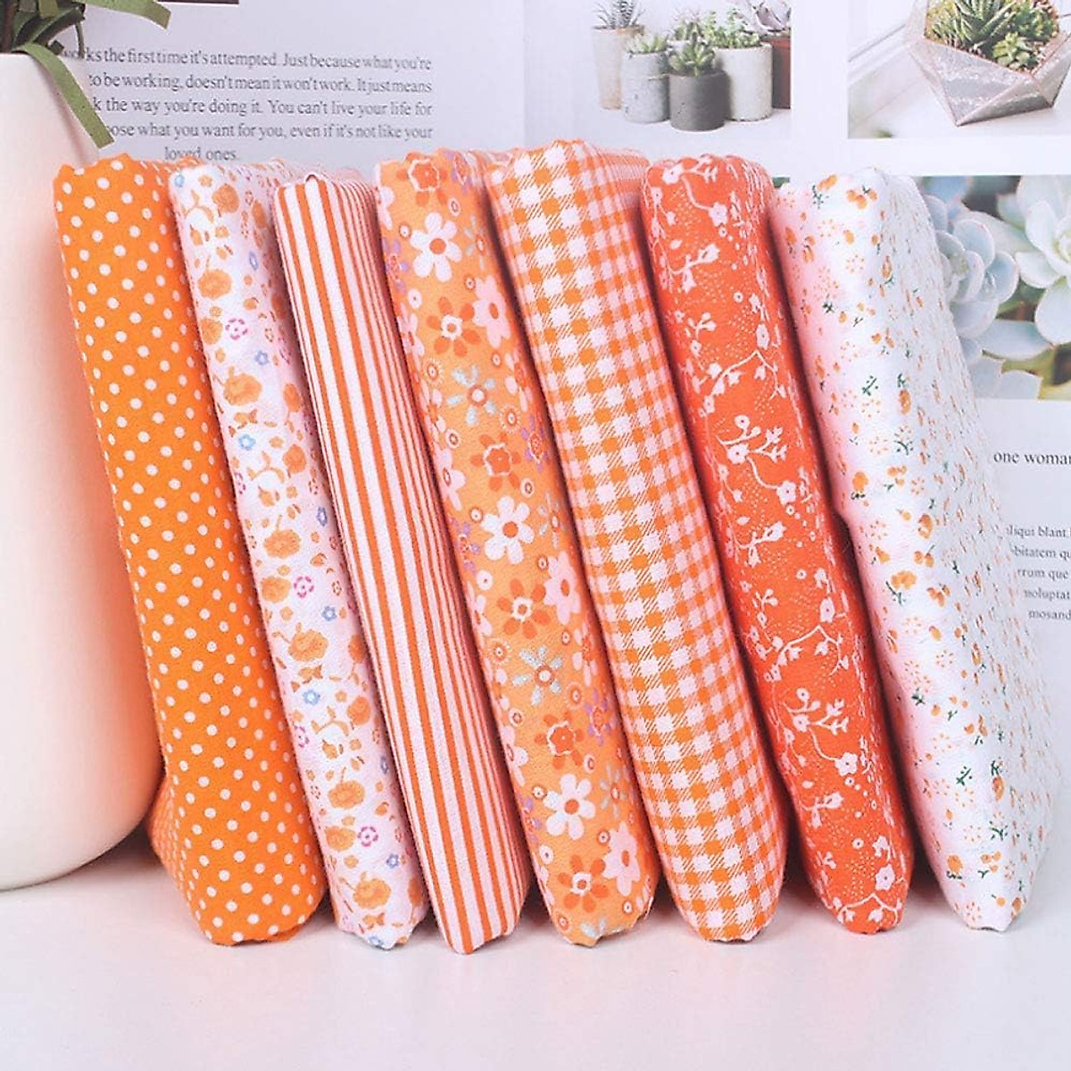 14Pcs Cotton Craft Fabric, Quilting Patchwork Fat Quarter Bundles Quilt Sewing Orange Floral Fabrics for Craft DIY, 25x25cm