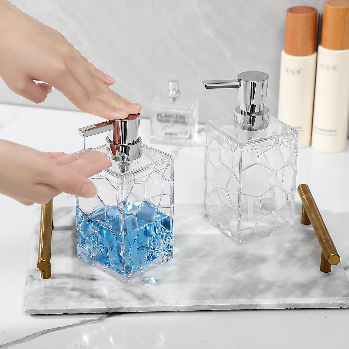 Hand Soap Dispenser, Clear Acrylic Plastic Liquid Pump Bottles Refillable Lotion Dispenser for Bathroom Decor Kitchen College Dorm