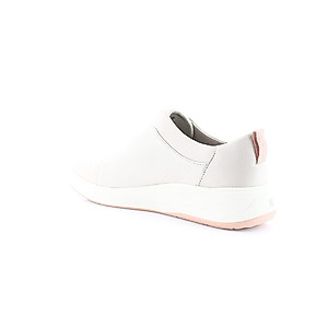 BZees Womens Take It Easy Sneaker Taupe Shimmer 9 M