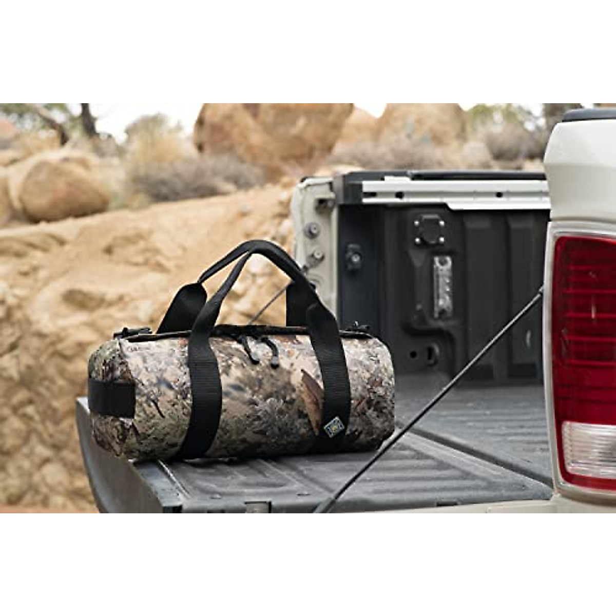 North Star Sports SD0818 Diamond Ripstop Standard Duffle Gear Bag 8"H x 8"W x 18"L, 14 Liter, Kings Camo Desert Shadow Duffel Northstar Bags