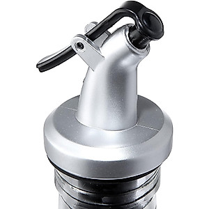 Juvale Set of 2, Oil and Vinegar Cruet Dispenser Set, Glass Bottles for Olive Oil, Small Oil Dispenser for Kitchen, 150 ml Each