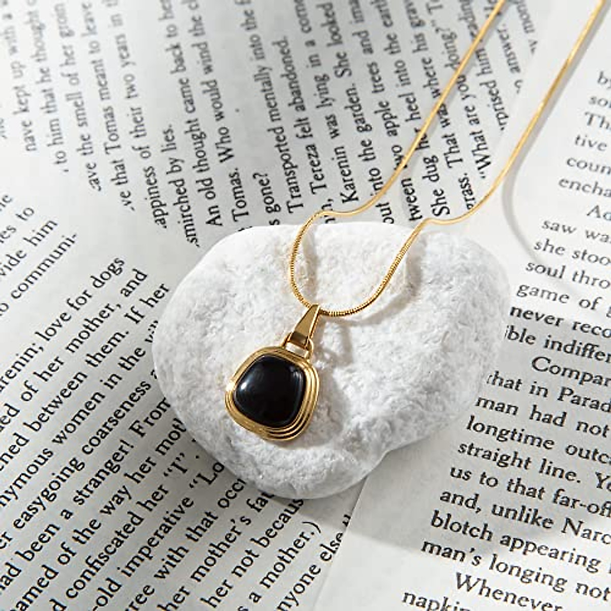 PEPELUALI 16" 18k Gold Handmade Vintage Black Onyx Pendant Necklace, Protection Gemstone Square Black Glaze Energy Healing Gemstone Pendant Necklace Jewelry, Inspirational Gifts for Women, Mom, Sister