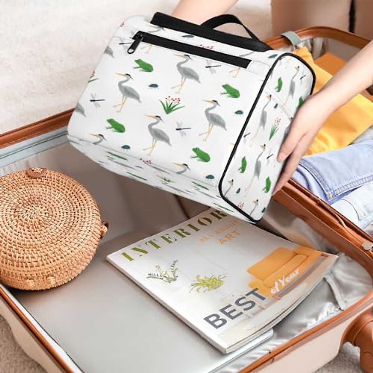 XMNYGJ Crane Frog Dragonfly Hanging Toiletry Bag for Men Women Travel Cosmetic Makeup Organizer Bag Water Resistant Large Portable Wash Case for Accessories, Toiletries, Cosmetics