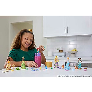 Mattel Disney Princess Small Doll Royal Color Reveal with 6 Surprises Including 1 Character Figure and 4 Accessories (Dolls May Vary)