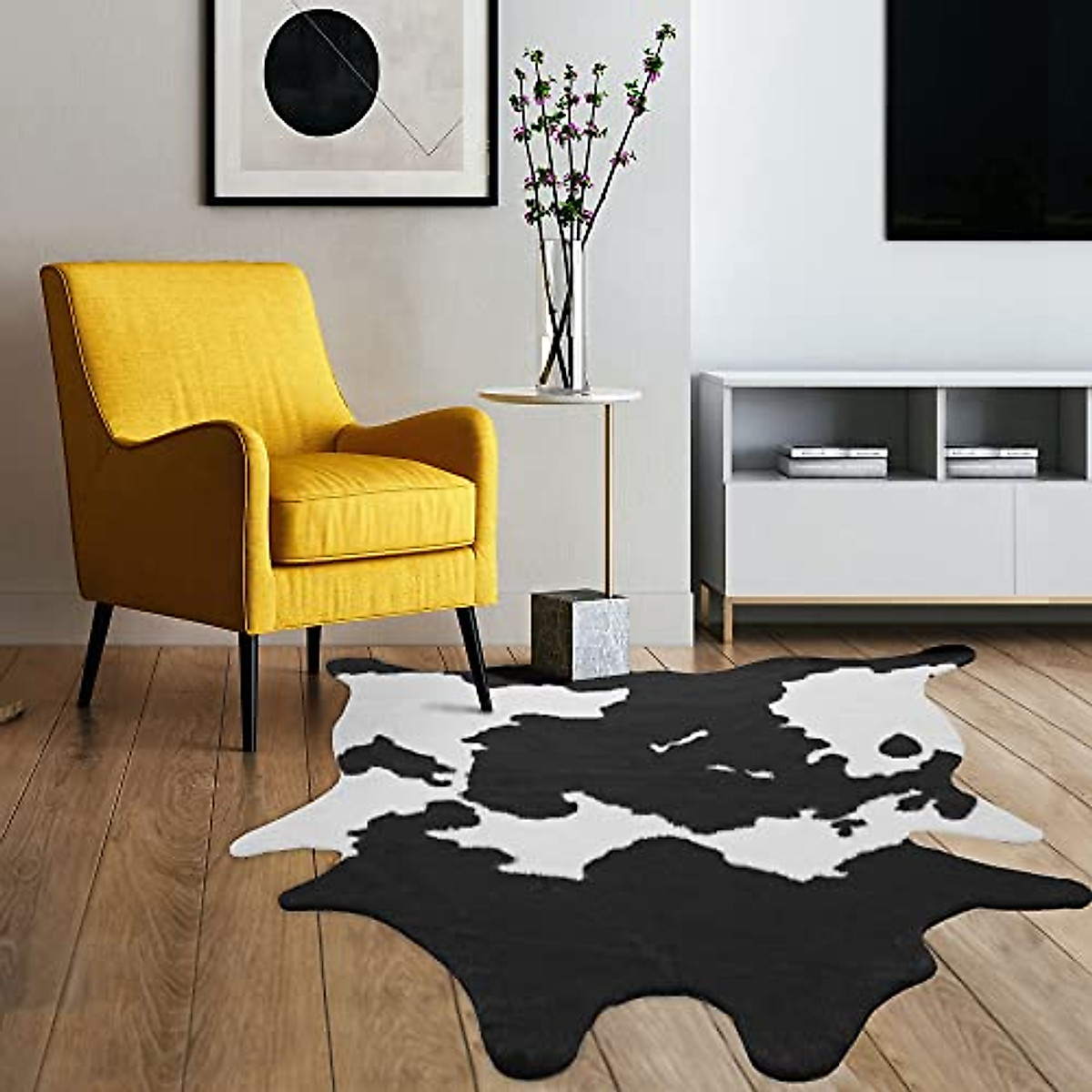 senexe Faux Cowhide Rug 6x5ft - Cow Hide Rug - Synthetic Cow Hides and Skins Rug - Faux Cow Rugs for Living Room - Cowhide Rugs for Living Room & Home w/ Ultra Soft Backing