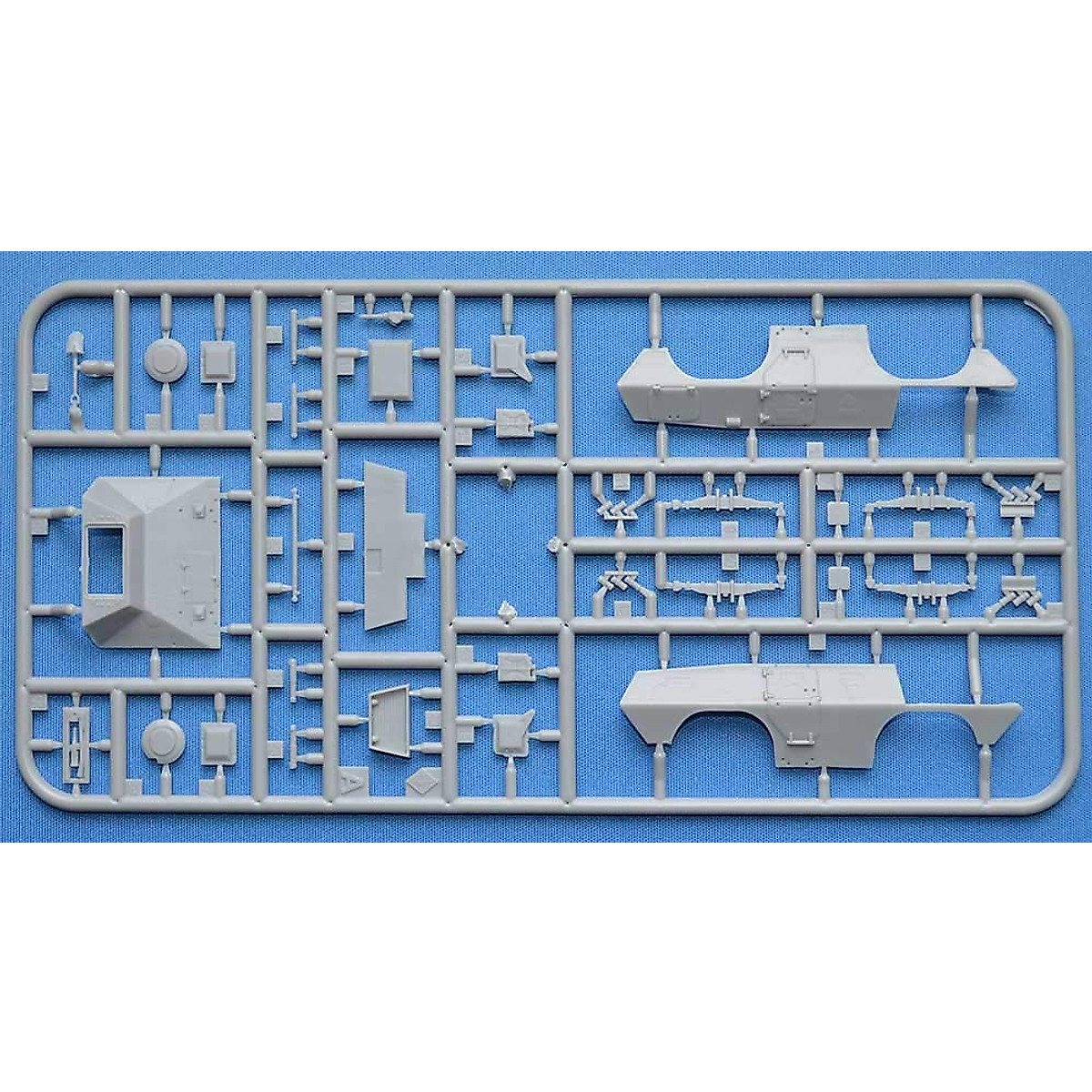 ACE 72438-1/72 - V-100 (XM-706 E2) USAF Armored Patrol Car Armor kit