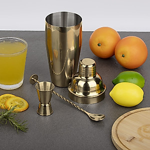 Large 24oz Cocktail Shaker Set, Stainless Steel 18/8 Martini Mixer Shaker with Built-in Strainer, Measuring Jigger & Mixing Spoon, Martini Shaker Set, Perfect for Bartender and Home Use, Gold
