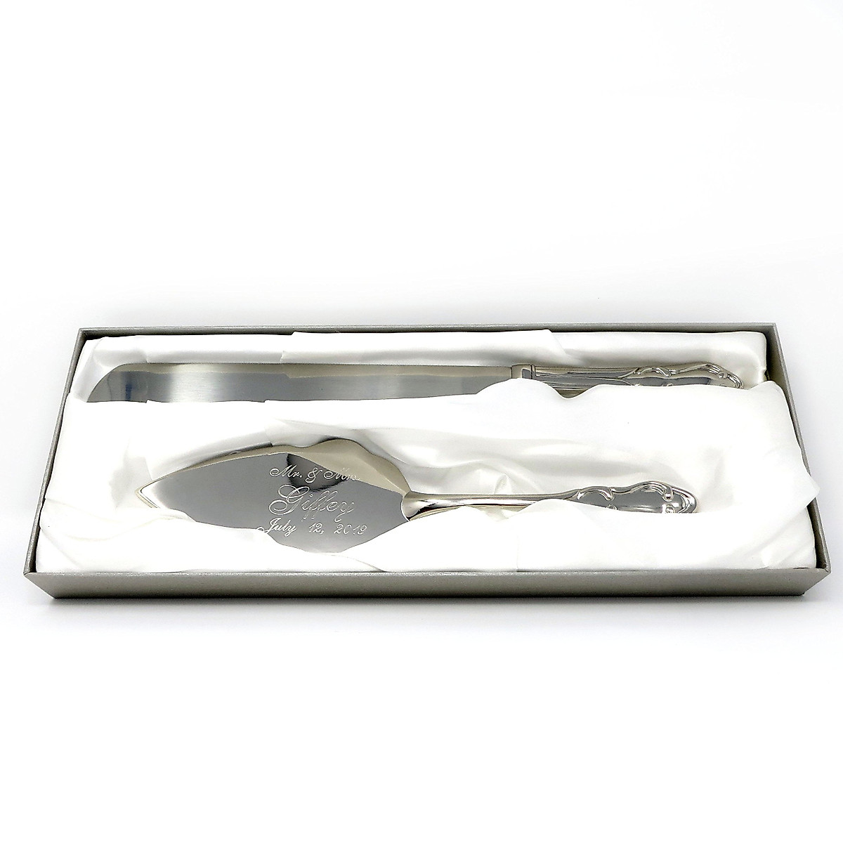 Personalized Wedding Cake Server and Knife Set- Wedding Gift- Wedding accessory- Bridal Shower- Rehearsal