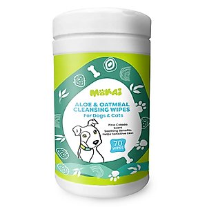 MOKAI Aloe & Oatmeal Grooming Wipes for Dogs and Cats | Pet Cleansing Wipes Used to Remove Dirt Dander Odor and Excess Hair from The Skin and Coat with Soothing Benefits for Sensitive Skin (60 Wipes)