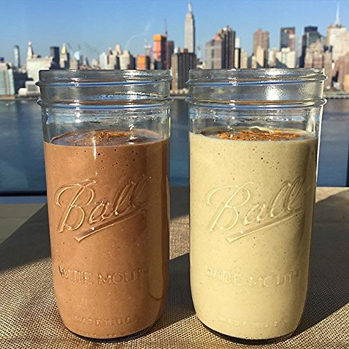 Ka’Chava Meal Replacement Shake - A Blend of Organic Superfoods and Plant-Based Protein - The Ultimate All-In-One Whole Body Meal. (Chocolate) 930g Bag = 15 meals (62g serving size)