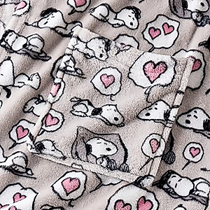 Berkshire Peanuts® Women's Lightweight Short Robes,VelvetLoft® Snoopy Cute Character Bathrobes(Large Peanuts Snoopy Sleeps hearts Grey,Large)