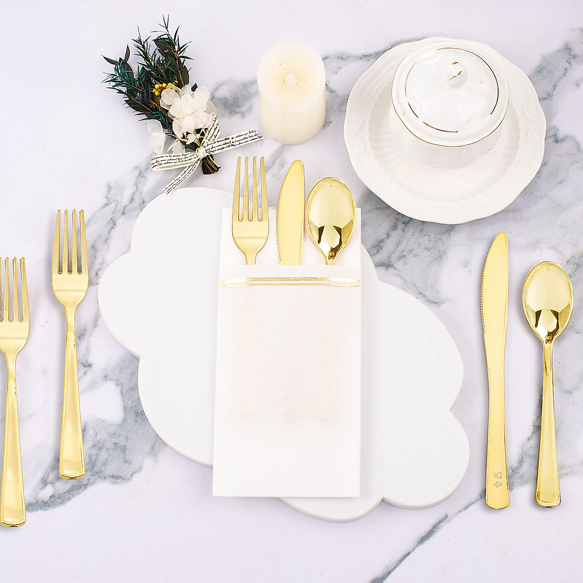 Nervure 100PCS Gold Paper Napkins with Built-in Flatware Pocket - White and Gold Prefolded Cloth Like Disposable Napkins - Heavy-duty Linen-Feel Dinner Napkins for Party & Wedding & Dinner