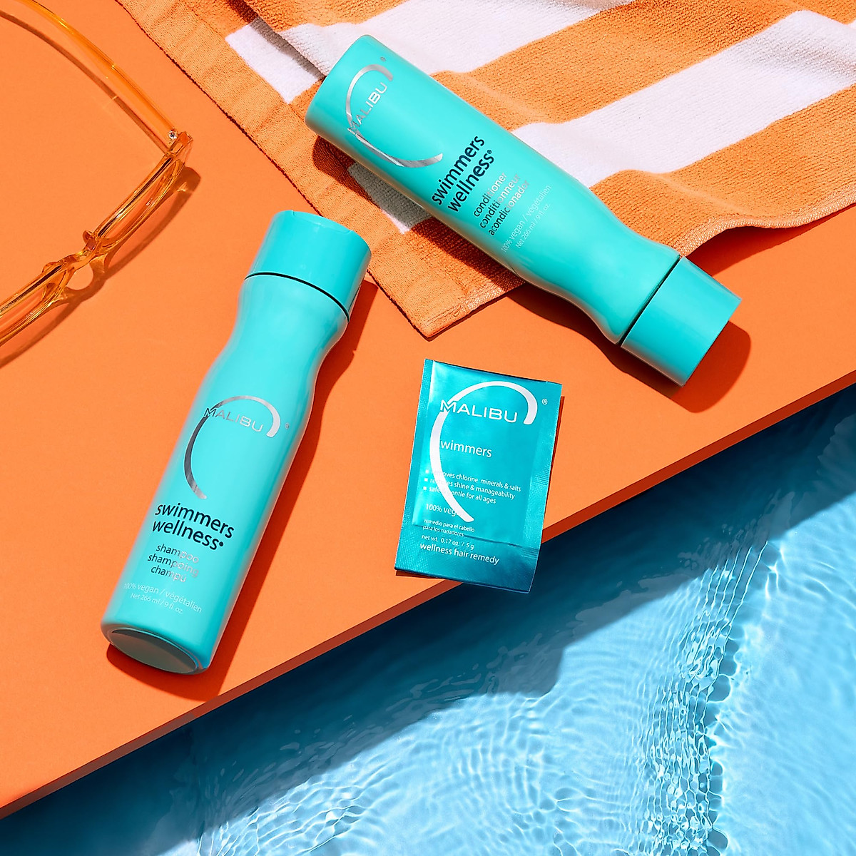 Malibu C Swimmers Wellness Remedy - Restoring & Hydrating Hair Care with Vitamin C Complex - Protects Hair Discoloration from Chlorine and Pool Elements (12 Packets)