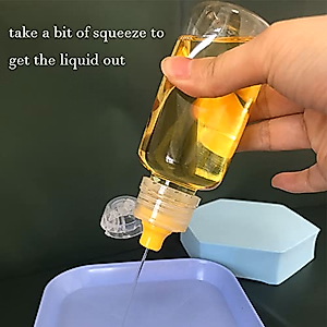 ZAYOIZY 4pcs Mini Honey Squeeze Bottle Refillable Condiment Container Dispenser with Flip Top, Camping/Travel Size Leakproof Bottles for Syrups, Ketchup, Salad Dressing, Cooking Oils