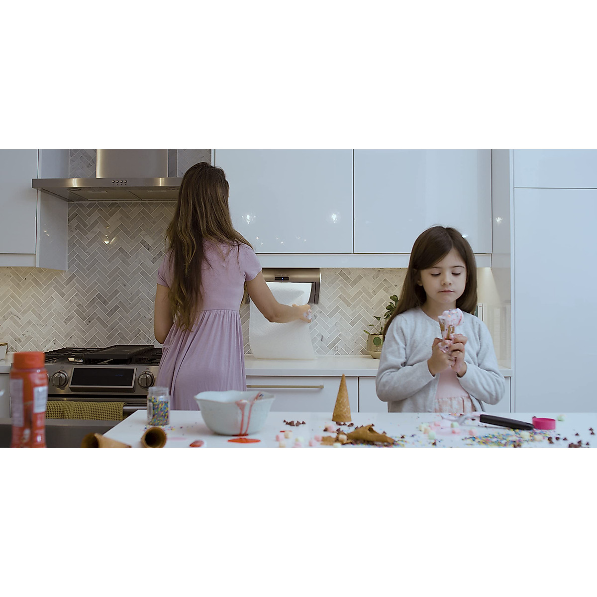 Innovia Automatic Paper Towel Dispenser. Touchless Technology. Works with Most Paper Towel Brands and Sizes. Dispenses The Number of Sheets You Need. Grey, Under Cabinet Mounted.