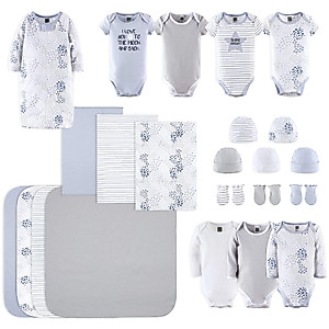 The Peanutshell Newborn Layette Gift Set for Baby Boys or Girls | 23 Piece Gender Neutral Newborn Clothes & Accessories Set | Fits Newborns to 3 Months