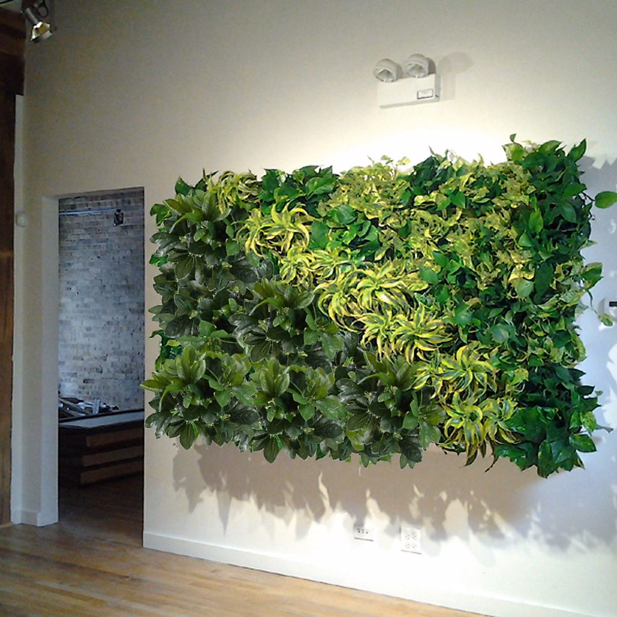 GTIDEA Artificial Shrubs Plants Fake Silk Schefflera Bushes Real Touch Faux Greenery Leaf Arrangements Indoor Outdoor Garden Office Home Table Centerpieces Wall Hanging Décor 2pcs