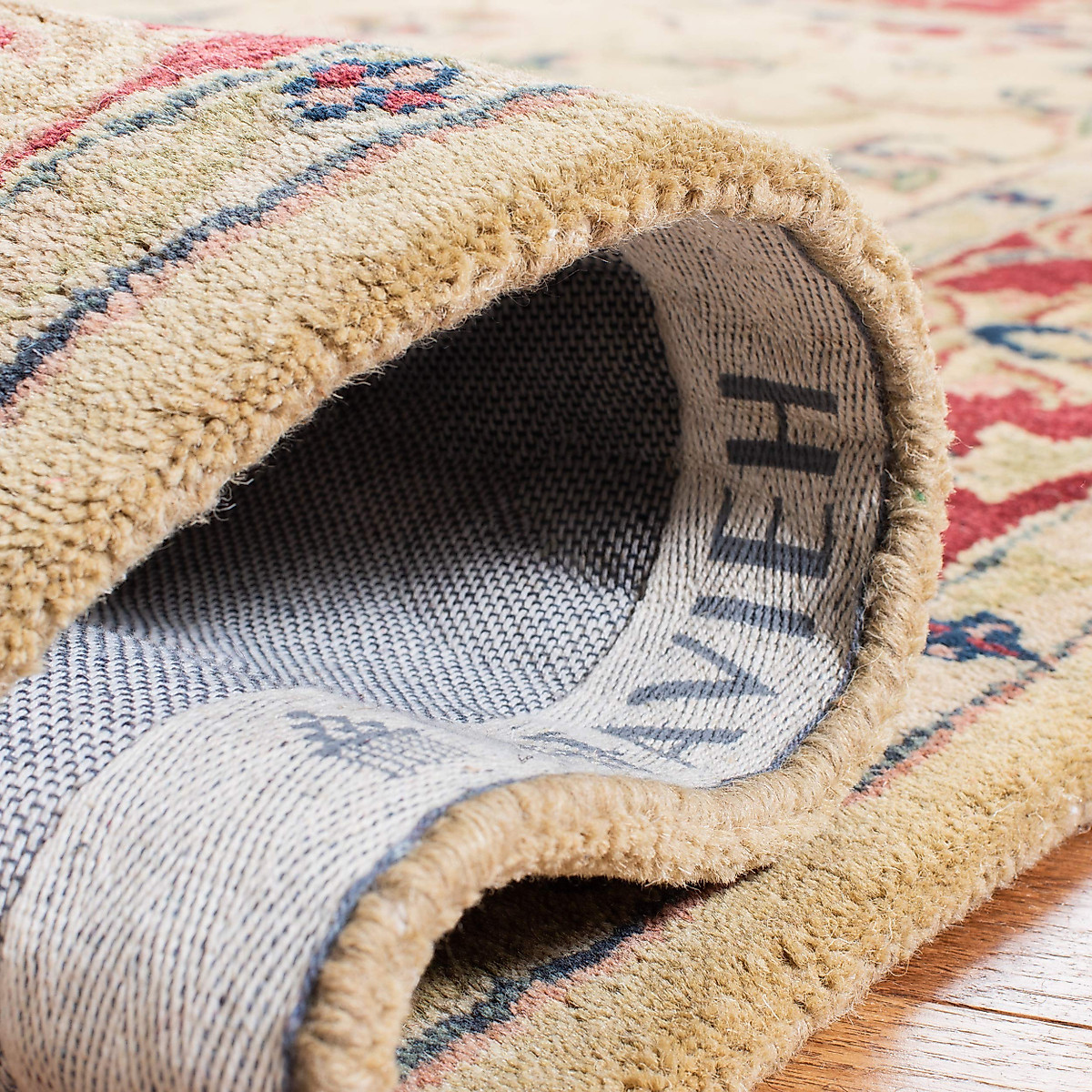 SAFAVIEH Classic Collection 6' x 9' Gold / Red CL398A Handmade Traditional Oriental Premium Wool Area Rug