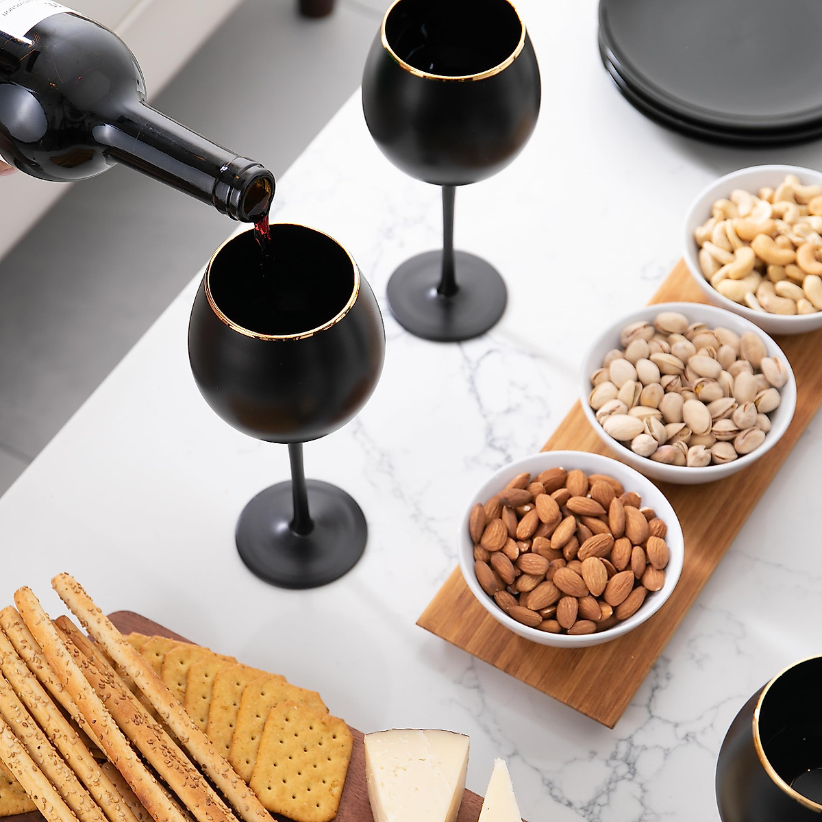 iTrusty Black and Gold Premium Wine Glasses Set of 4 Perfect for Red/White Wine, Champagne, and Special occasion