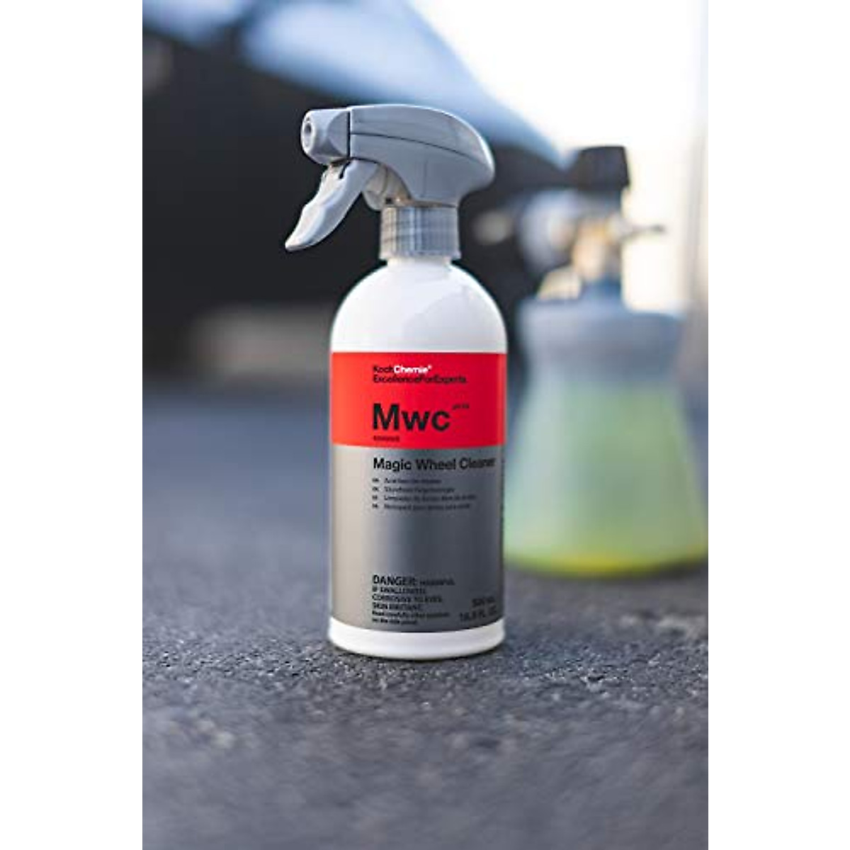 Koch-Chemie - Magic Wheel Cleaner - Powerful Rim and Rim Well Cleaner; Acid Free, Dissolves Iron Particles Using Visible Red Discoloration, Excellent Adhesion and Viscosity (500 milliliters)