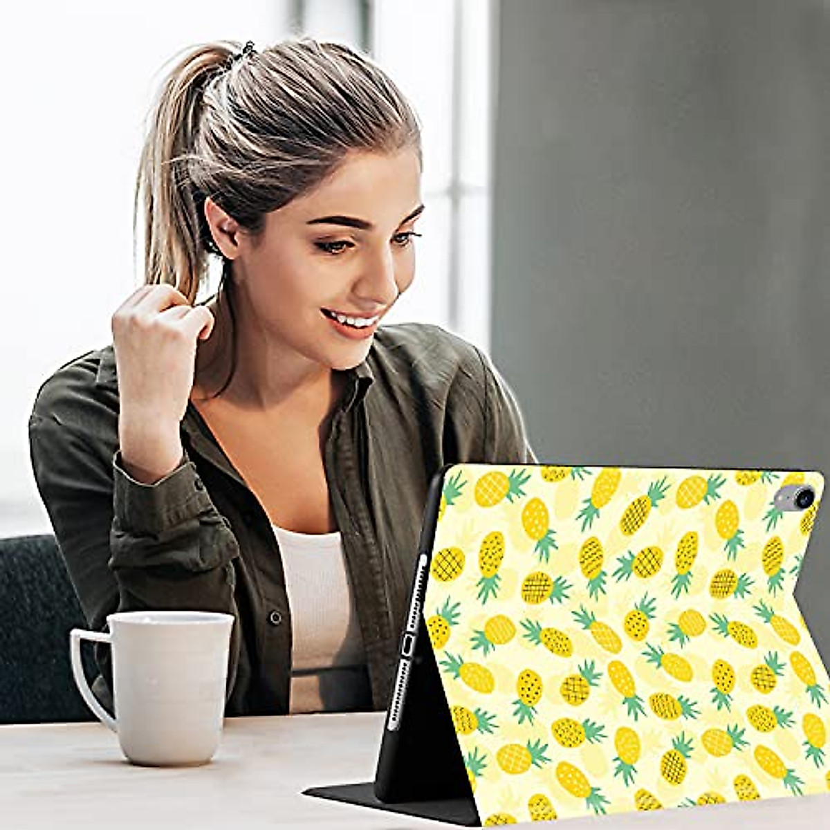 Case for New iPad Mini 6 2021 (6th Generation), Multi-Angle View Adjustable Stand Auto Wake/Slee for iPad Mini 6th Gen 8.3 Inch ,Yellow Pineapple