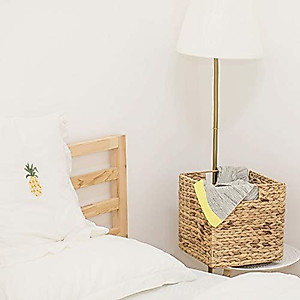 StorageWorks 5-Pack Water Hyacinth Storage Baskets, Square Wicker Baskets with Built-in Handles
