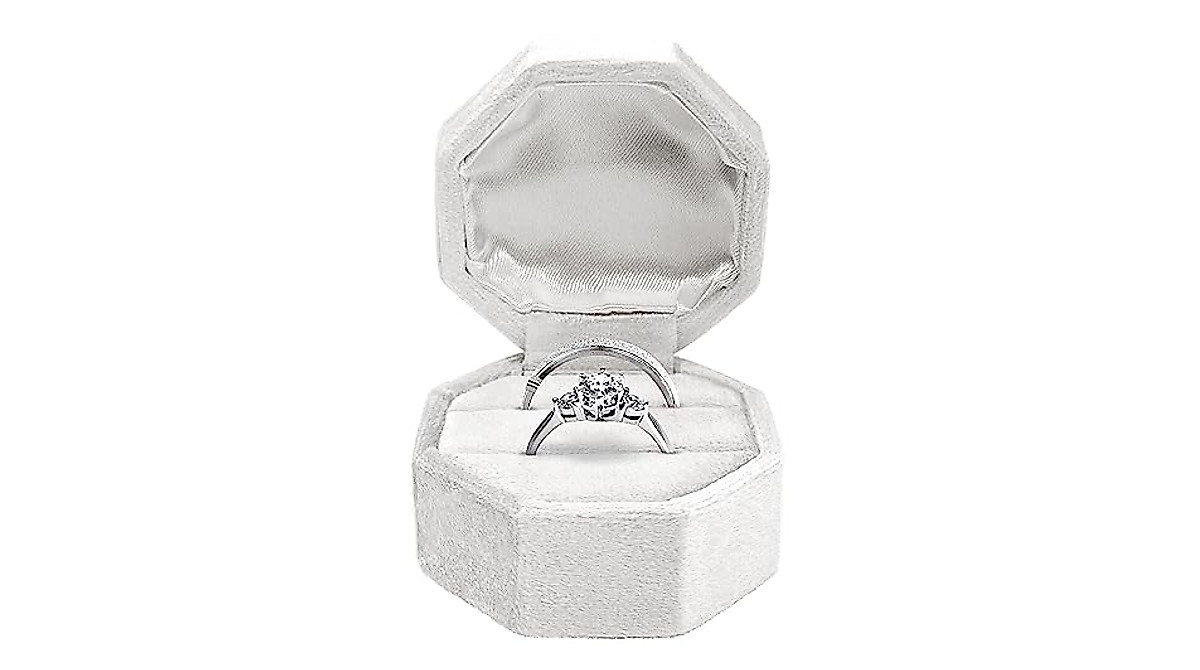 Elegant White Velvet Ring Box for Weddings & Engagements
