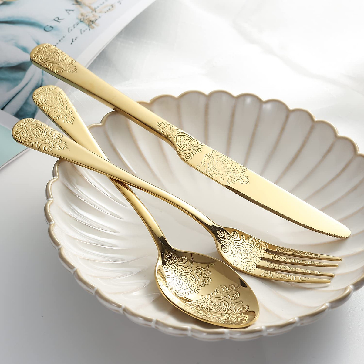 Gold Silverware Set of 20 Stainless Steel Flatware Set Cutlery Set Service for 4 Eating Utensil Tableware Sets Include Knives Forks Spoons for Kitchen Home Restaurant